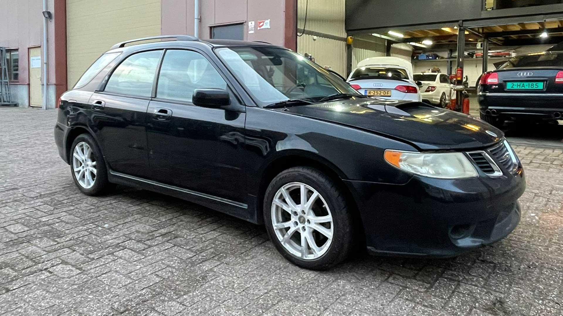 Deze Saab 9-2X (of Saabaru) is eigenlijk een Subaru Impreza