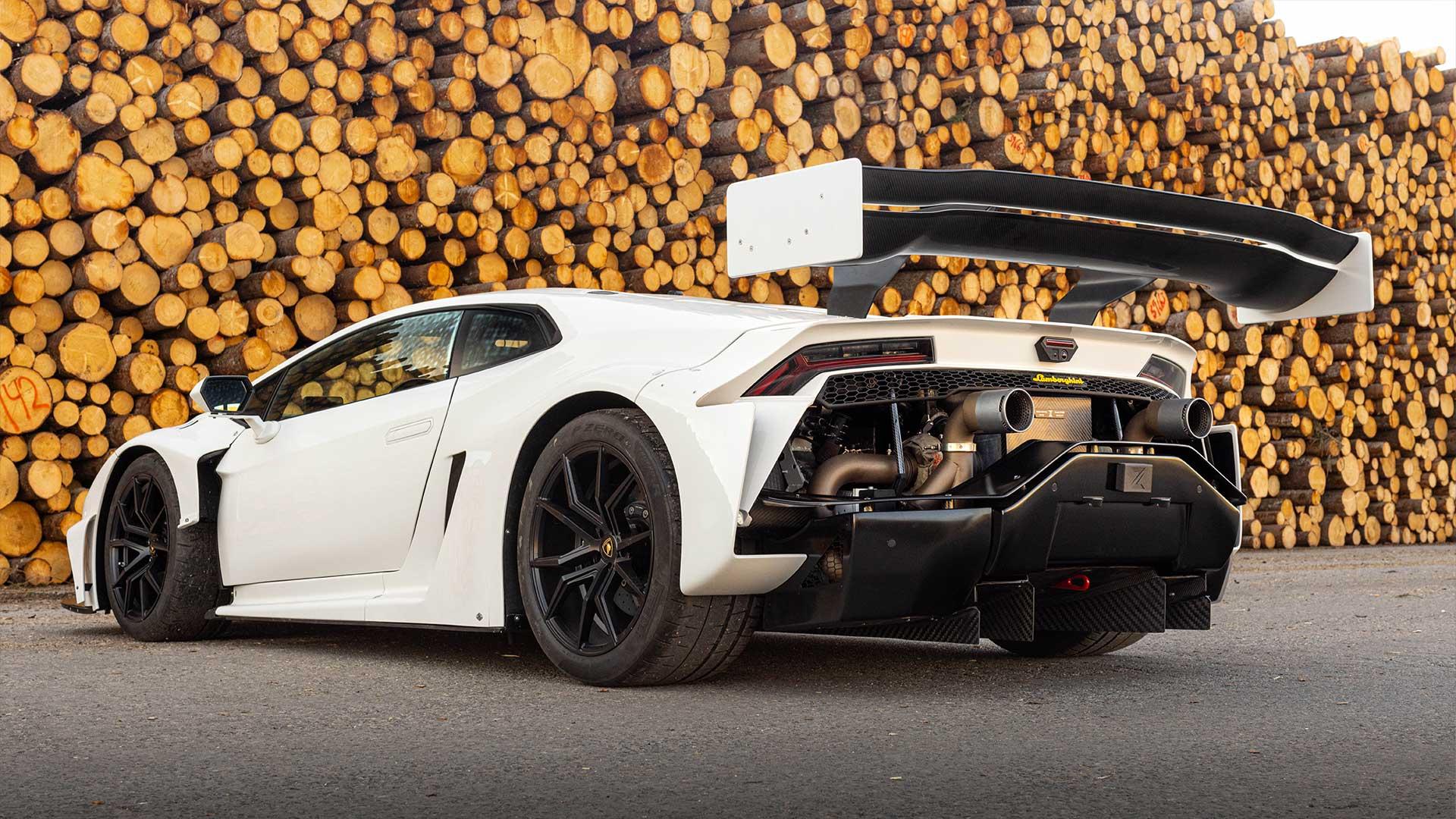 De Zyrus LP1200 is een straatlegale Super Trofeo met 1.200 pk
