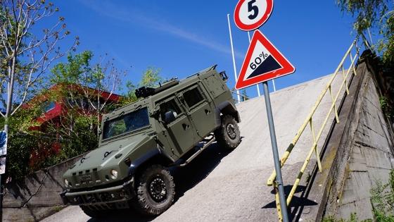 Iveco LMV ’Panther’ - TopGear