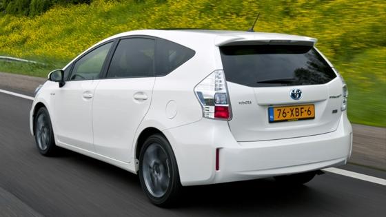Toyota Prius Wagon Full Hybrid - TopGear