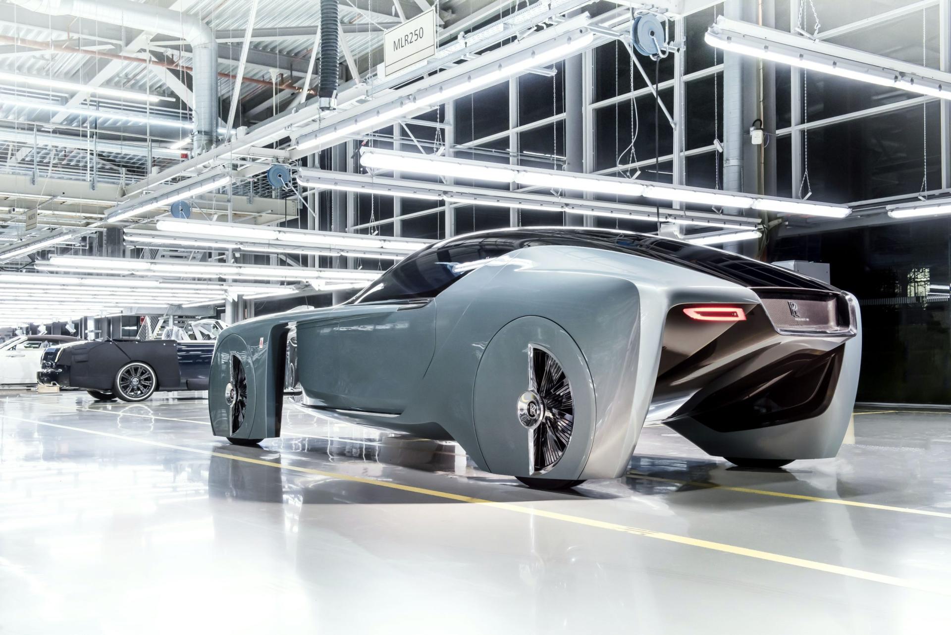 Rolls-Royce-ontwerper Giles Taylor vertrekt - TopGear