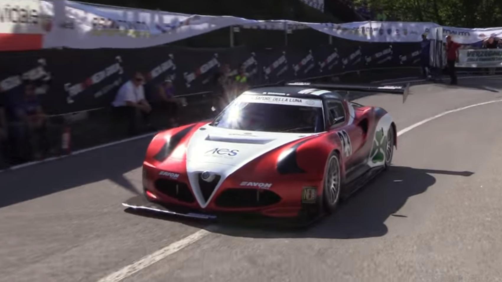 Deze Alfa Romeo 4C met V8 klinkt hemels - TopGear Nederland