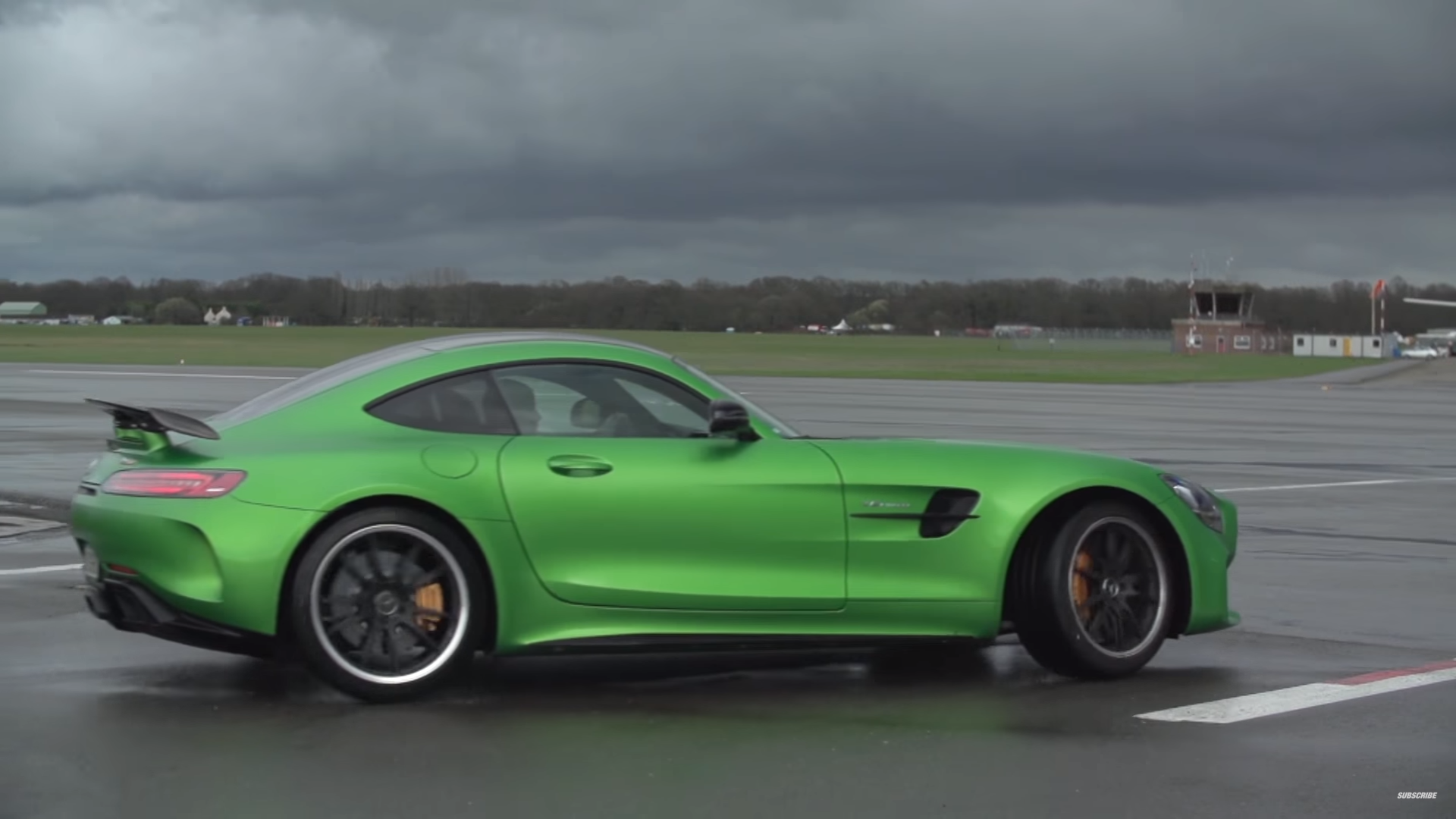 Mercedes-AMG GT R vs Porsche 911 GT3 RS vs BMW M4 GTS