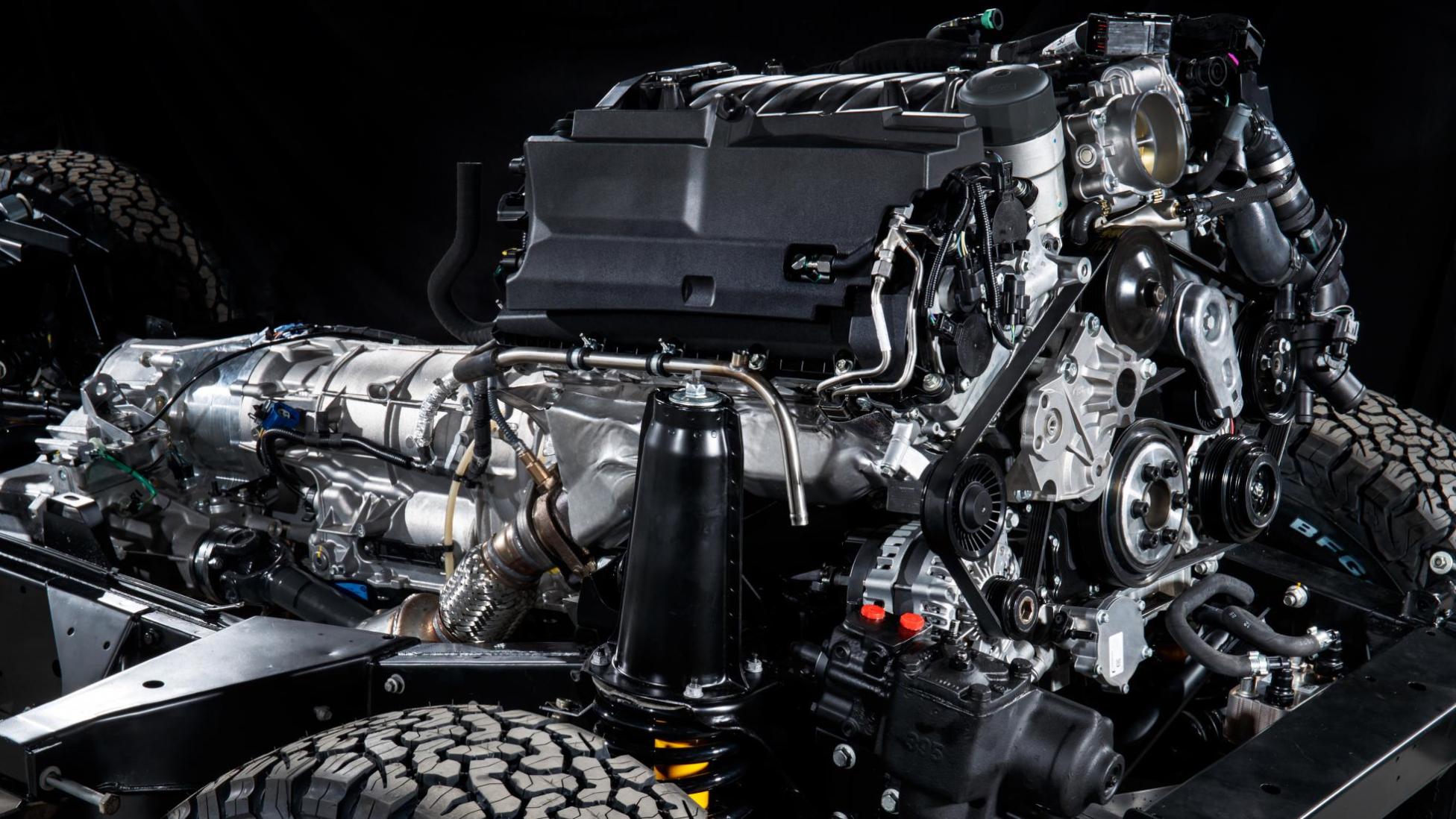 Land Rover Defender Works V8 met 405 pk - TopGear