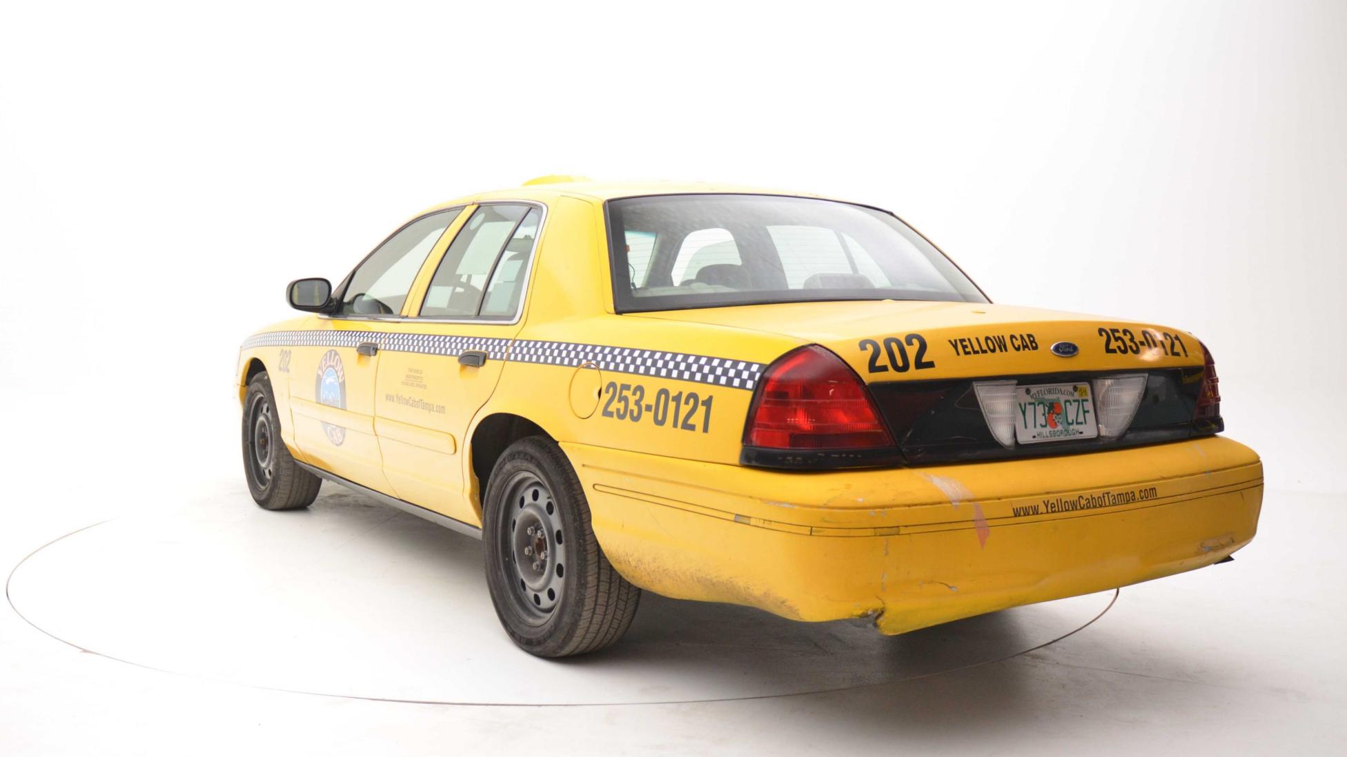 Deze Ford Crown Victoria-taxi kan van jou zijn - TopGear