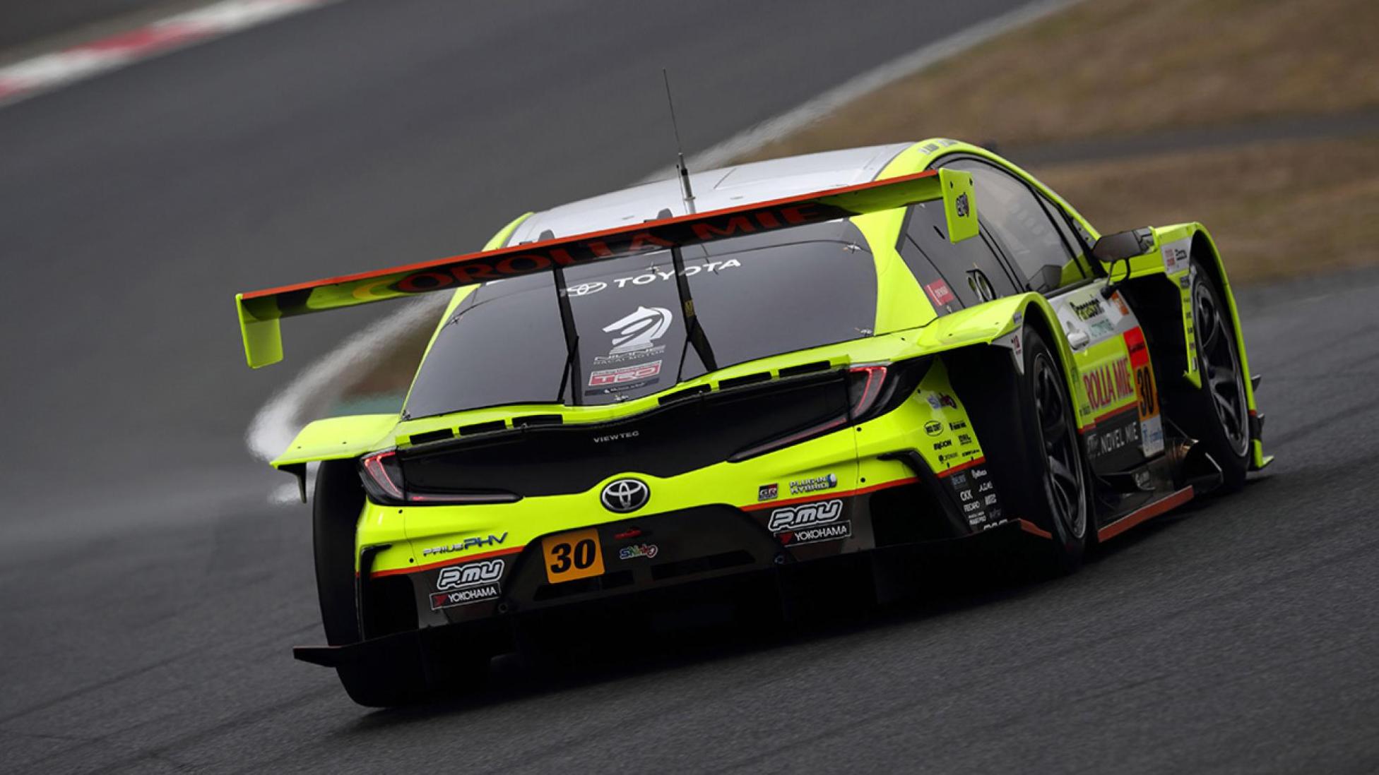 De Toyota Prius GT300 is een hybride-V8 met 500+ pk - TopGear Nederland