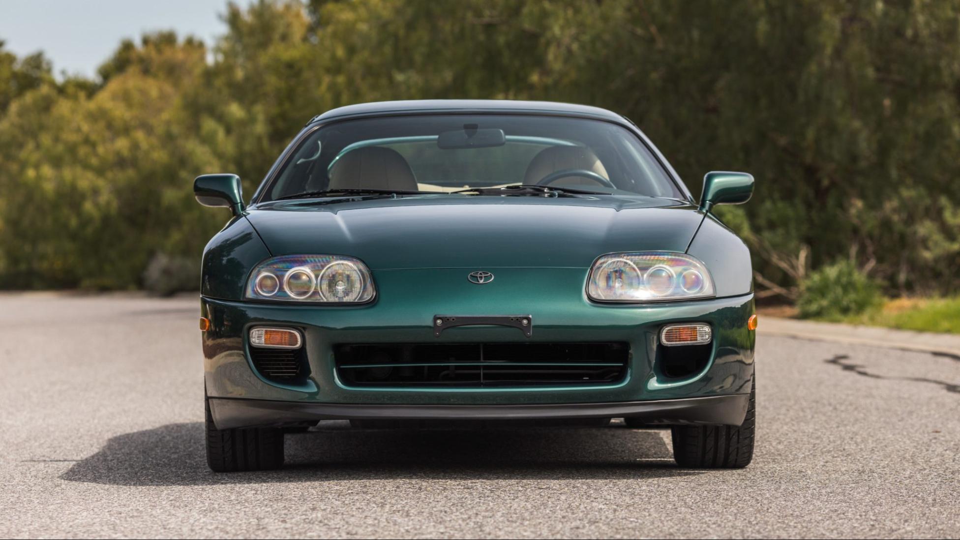Groene Toyota Supra gaat voor monsterbedrag - TopGear Nederland