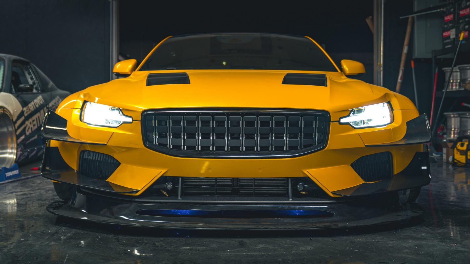 Polestar 1 uit NFS Heat in het echt nagebouwd - TopGear Nederland