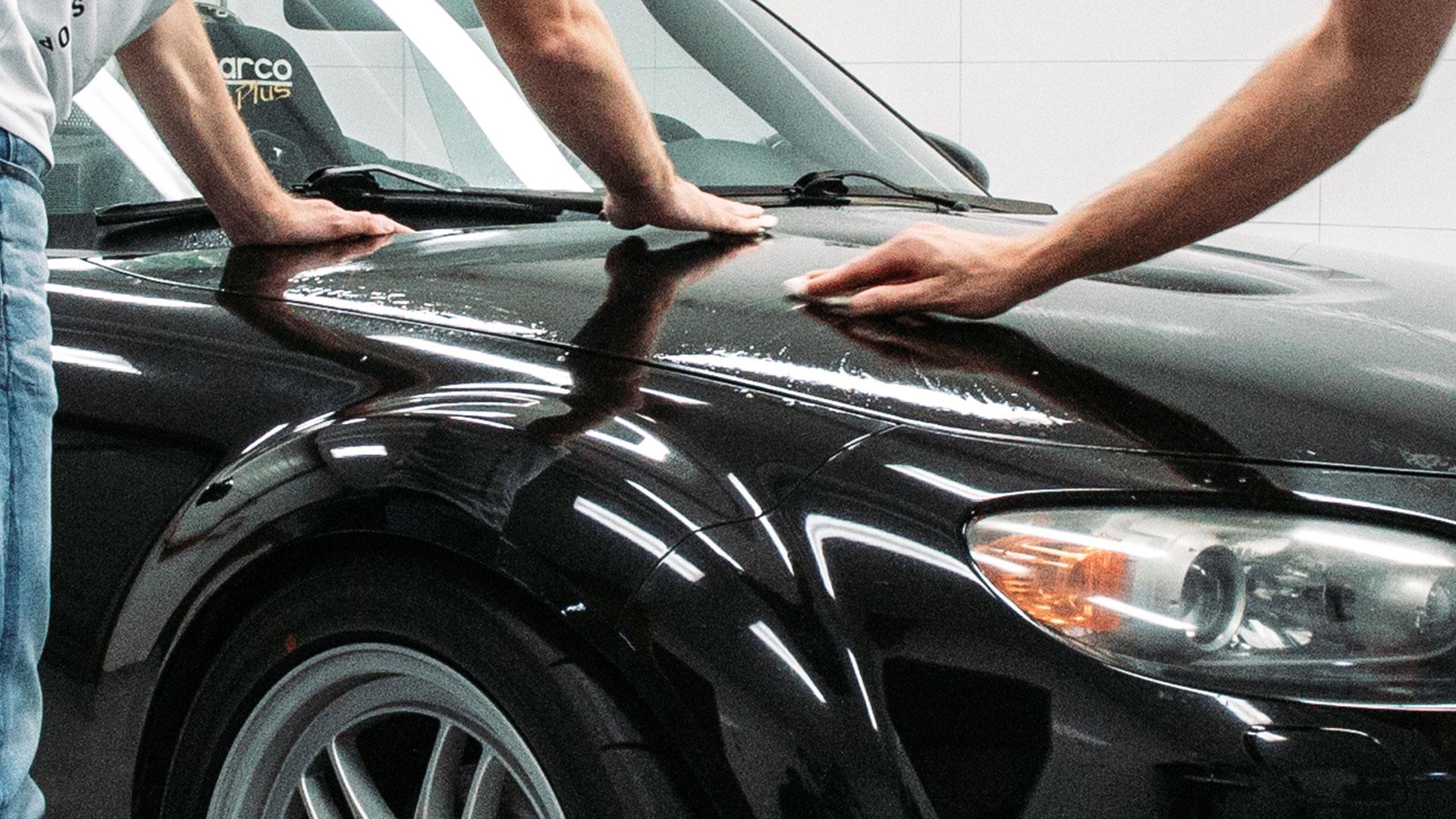 Zelf je auto polijsten. Hoe doe je dat? Wat is het risico? - TopGear