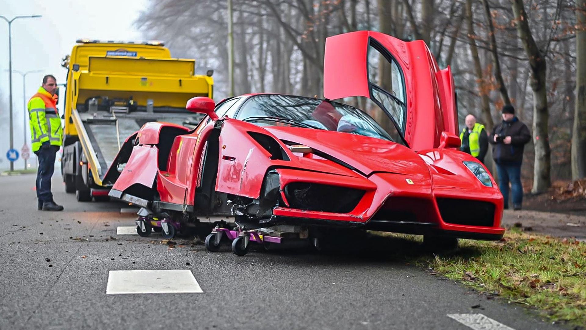 Ferrari Enzo van 2+ miljoen euro crasht in Nederland - TopGear