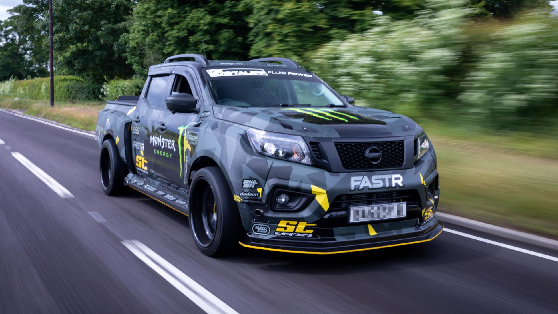 Nissan Navara-R heeft de motor van de GT-R en produceert 1.000+ pk