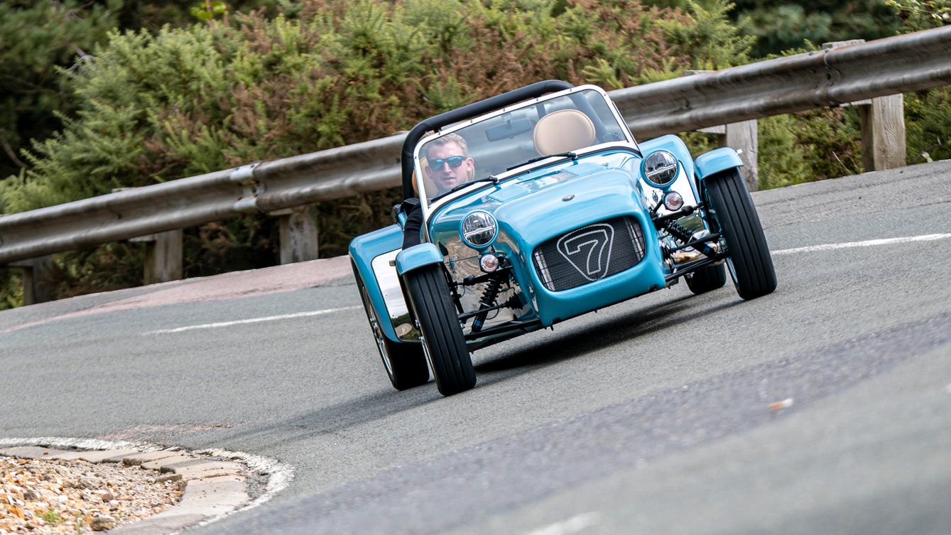 Caterham Seven 170S review: Hoe rijdt de goedkoopste Caterham?