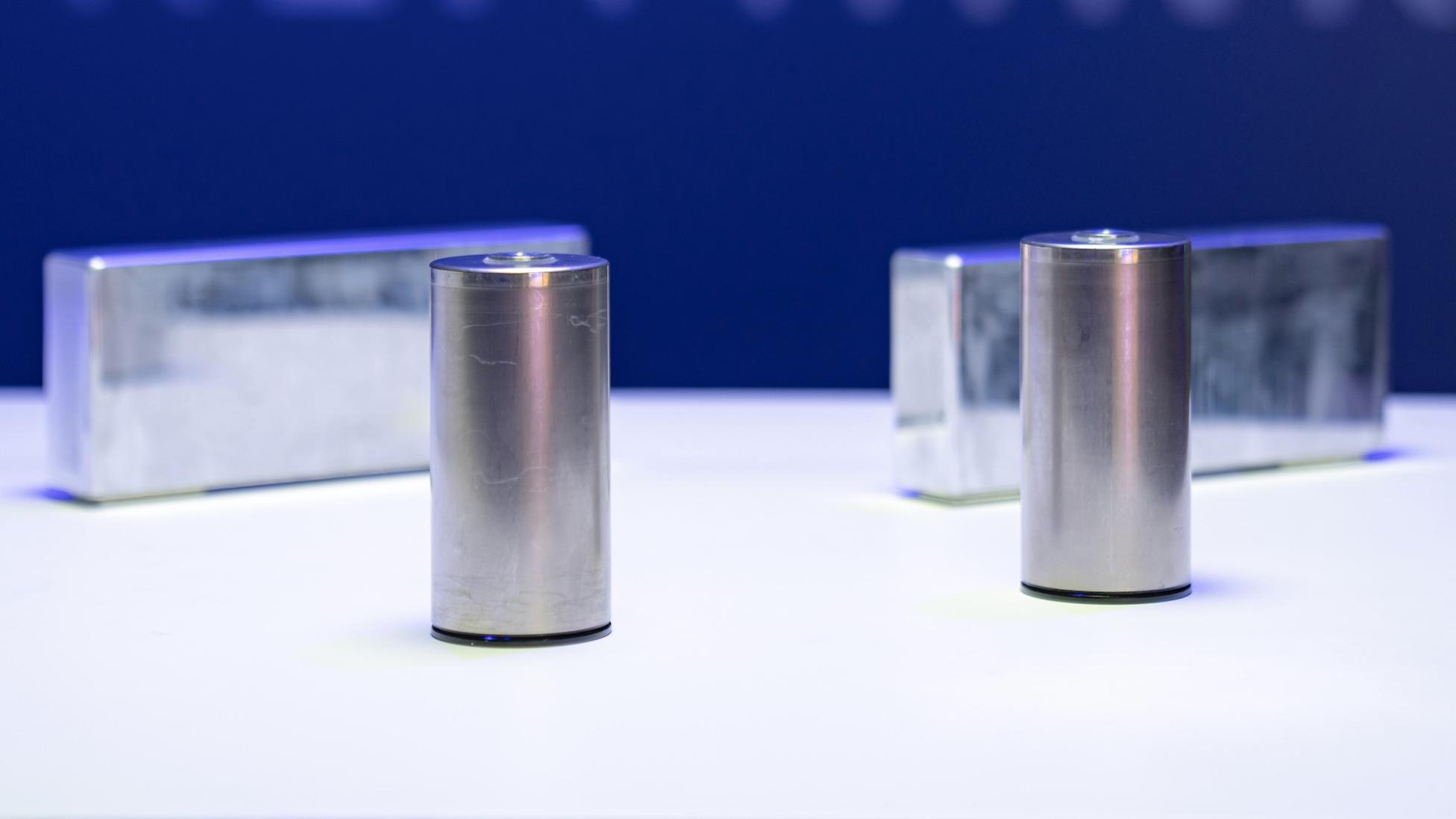 Nieuwe EV-batterijen BMW: de helft goedkoper en stukken duurzamer