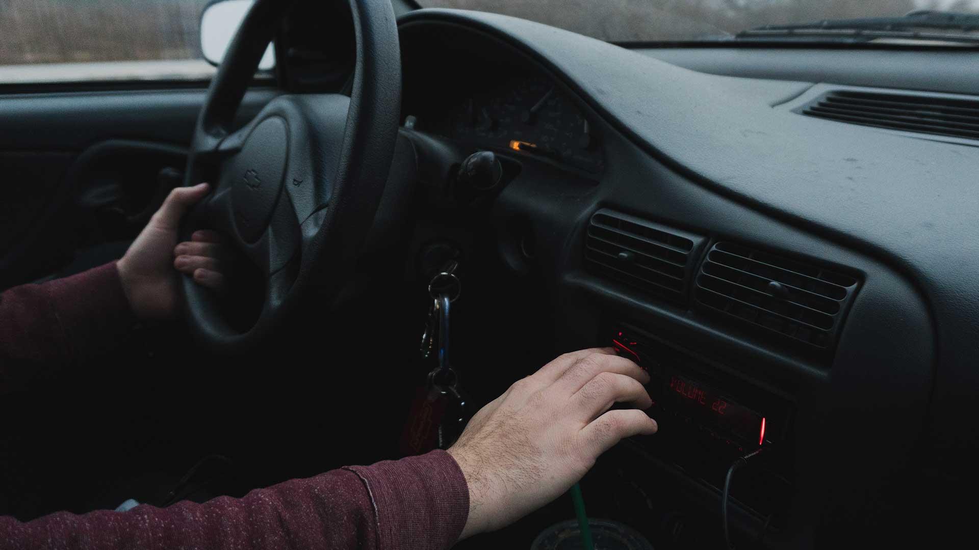 Waarom Het Volume Van De Radio Zachter Als We Parkeren Waarom Het Volume Van De Radio Zachter Als We Parkeren
