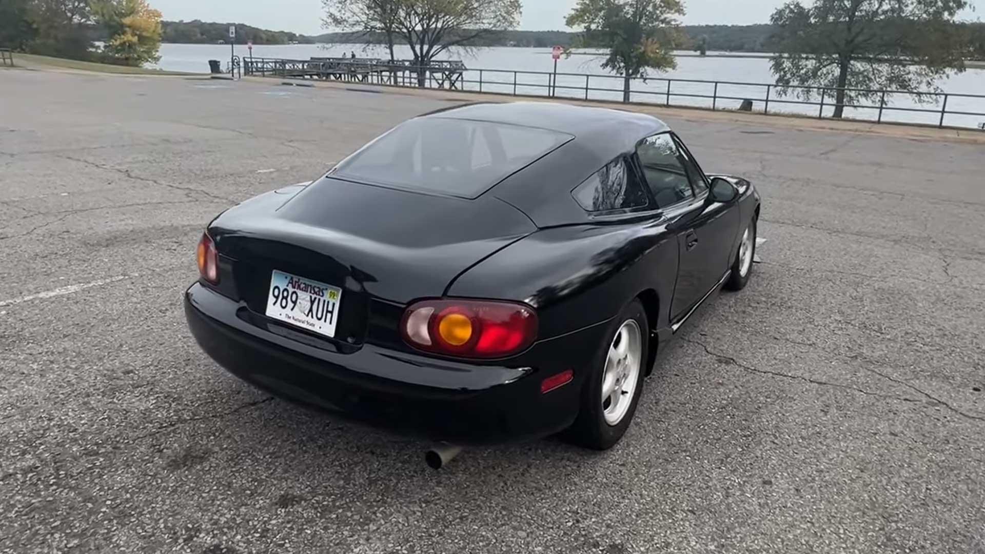 Fastback-hardtop voor MX-5 uit de 3D-printer voor schijntje