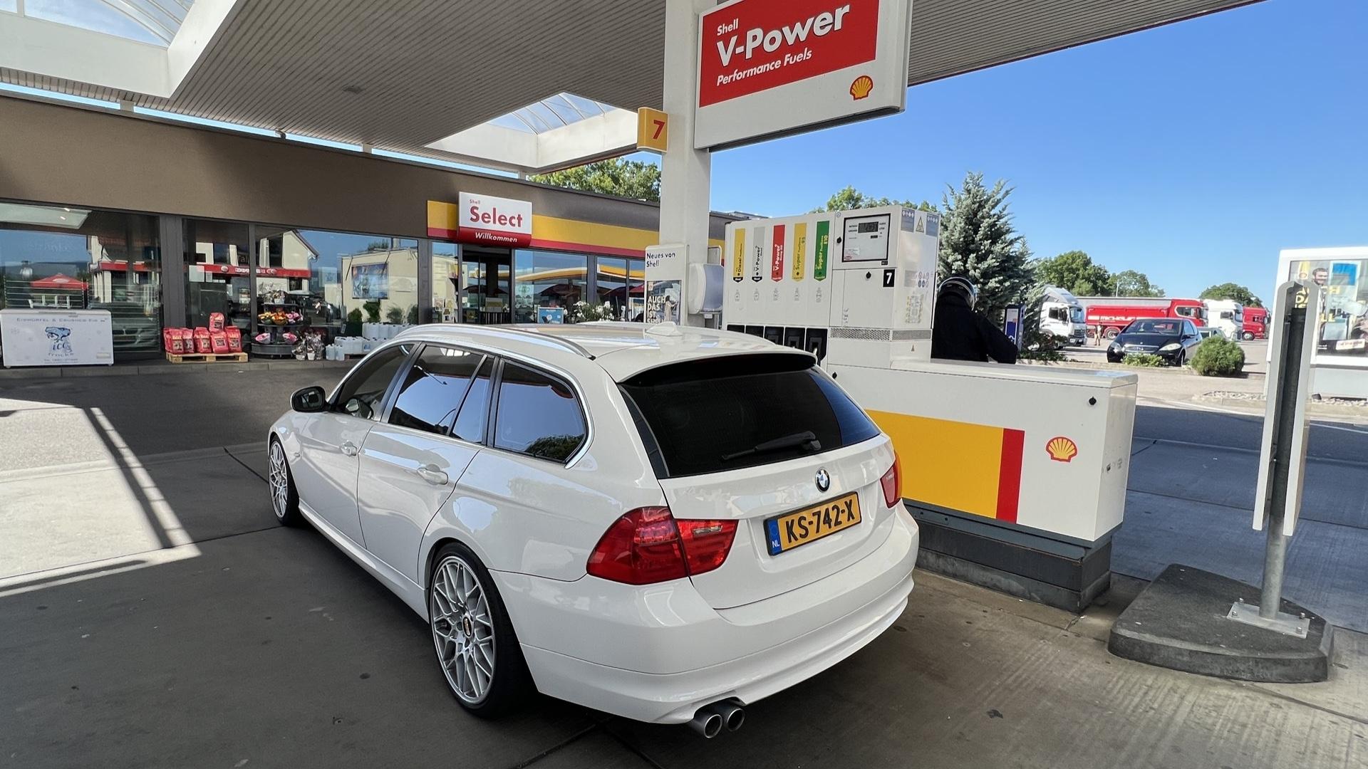 Tankstations lijken de boel te neppen met de brandstofprijzen