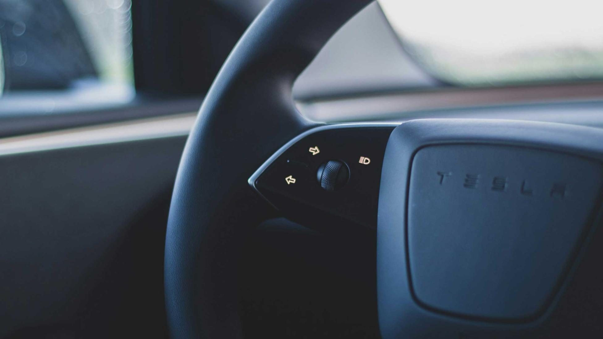 Tesla Model 3 krijgt weer een richtingaanwijzerhendeltje