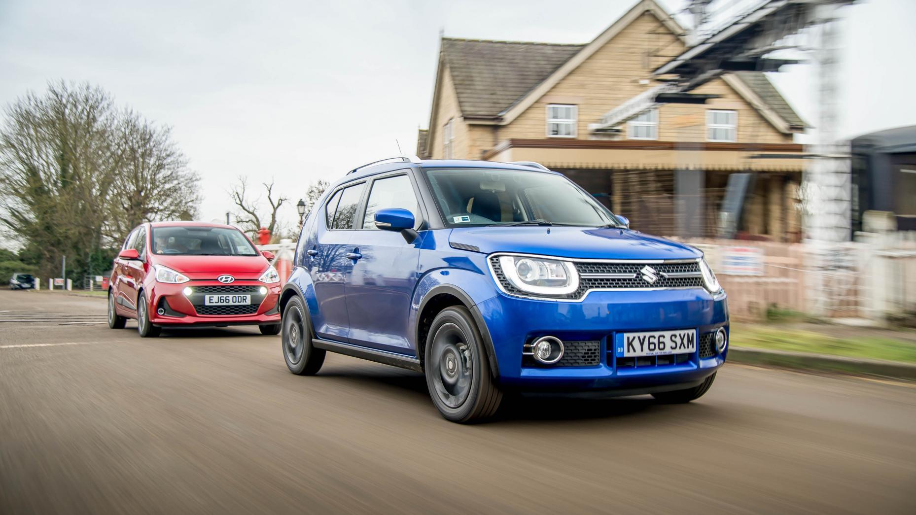 Welke kleine auto is het beste? We testen vier stadsauto's - TopGear