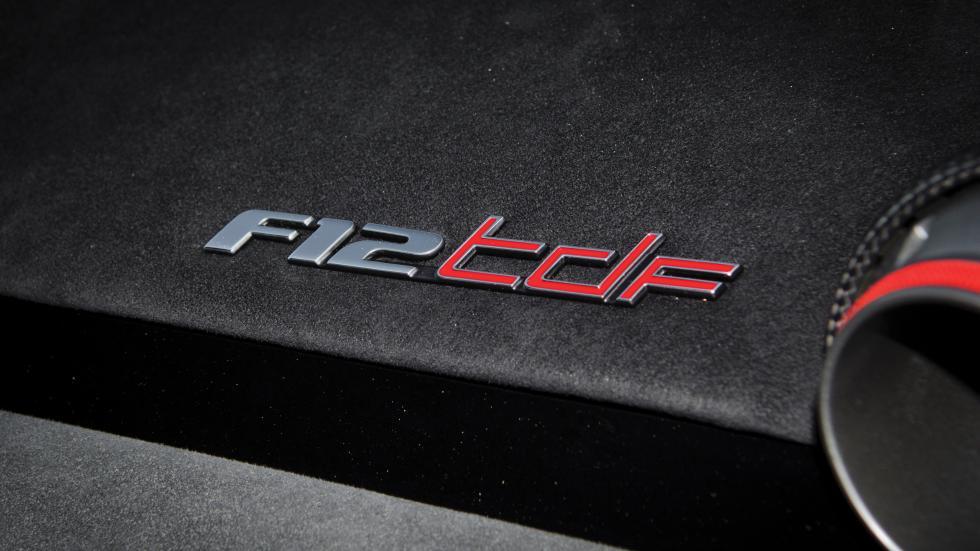 Deze Ferrari F12tdf heeft 110.000 dollar aan opties - TopGear