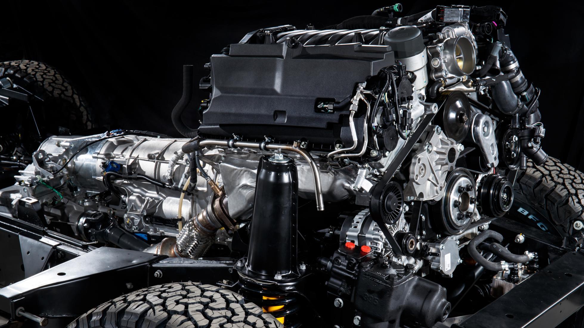 Land Rover Defender Works V8 met 405 pk - TopGear