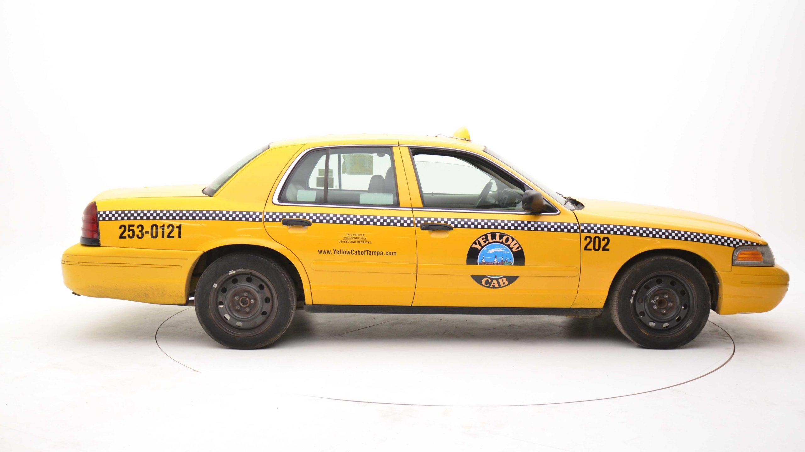 Deze Ford Crown Victoria-taxi kan van jou zijn - TopGear
