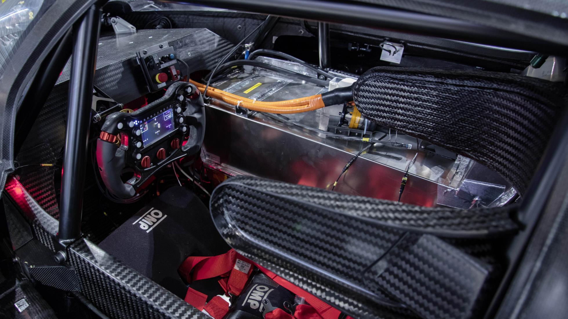 VW ID R Pikes Peak jaagt op EV-record - TopGear Nederland