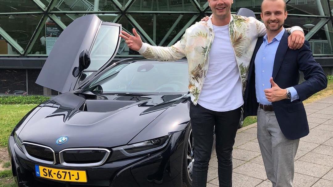 Sam Feldt rijdt nu een BMW i8 Carbon Edition - TopGear Nederland