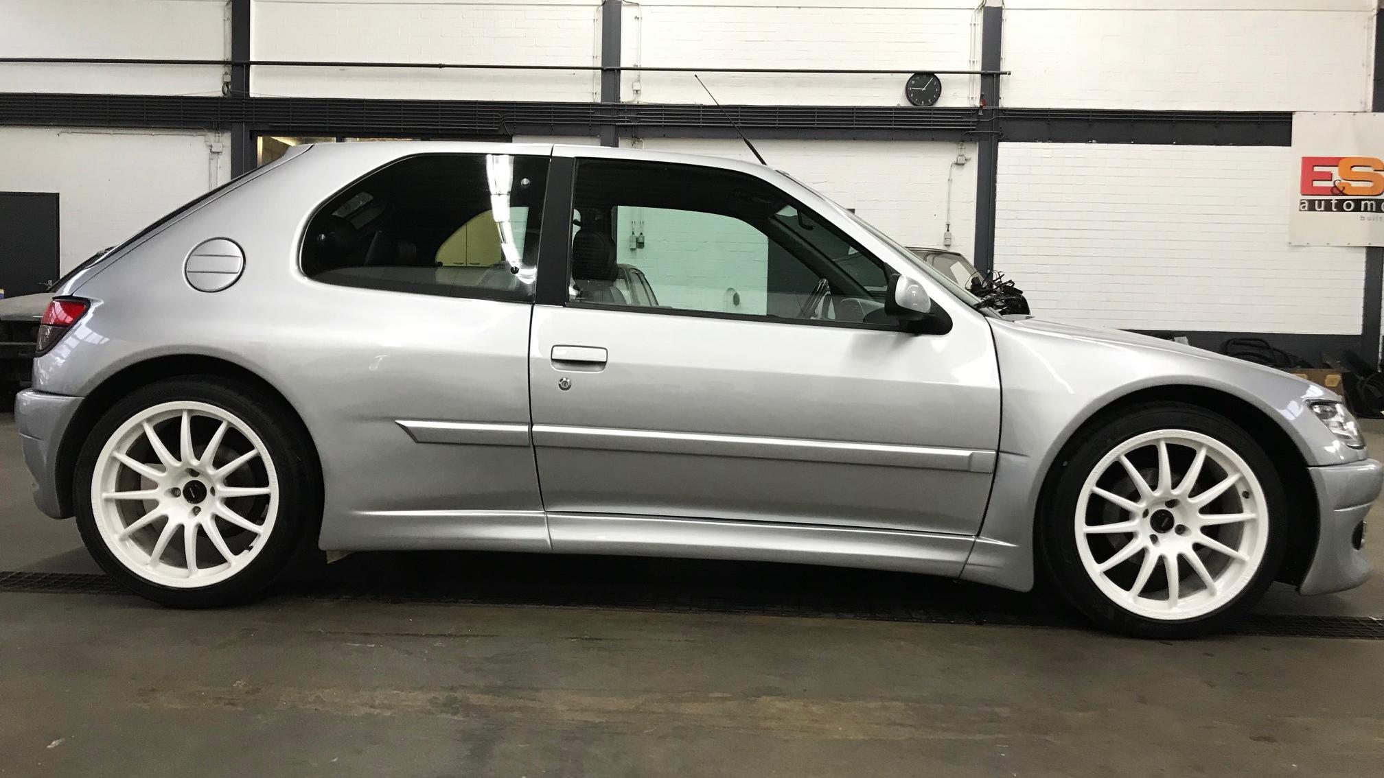 Peugeot 306 Dimma is een mini-Maxi - TopGear Nederland