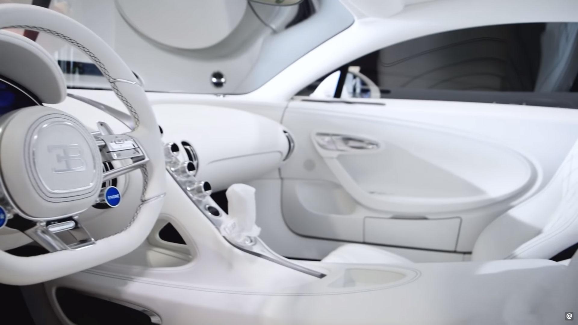 Bugatti Chiron met overdosis wit - TopGear