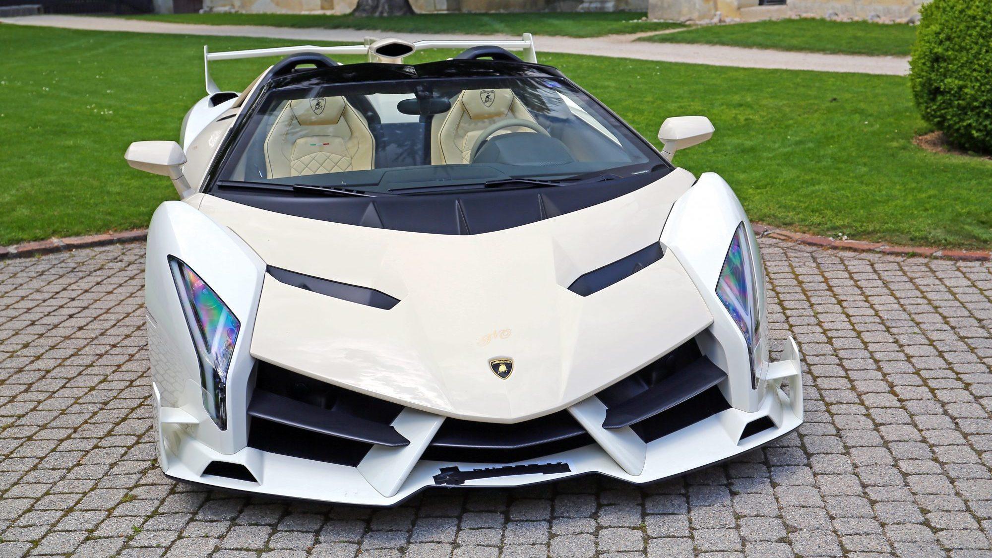 Geveilde Veneno Roadster is de duurste Lamborghini ooit - TopGear