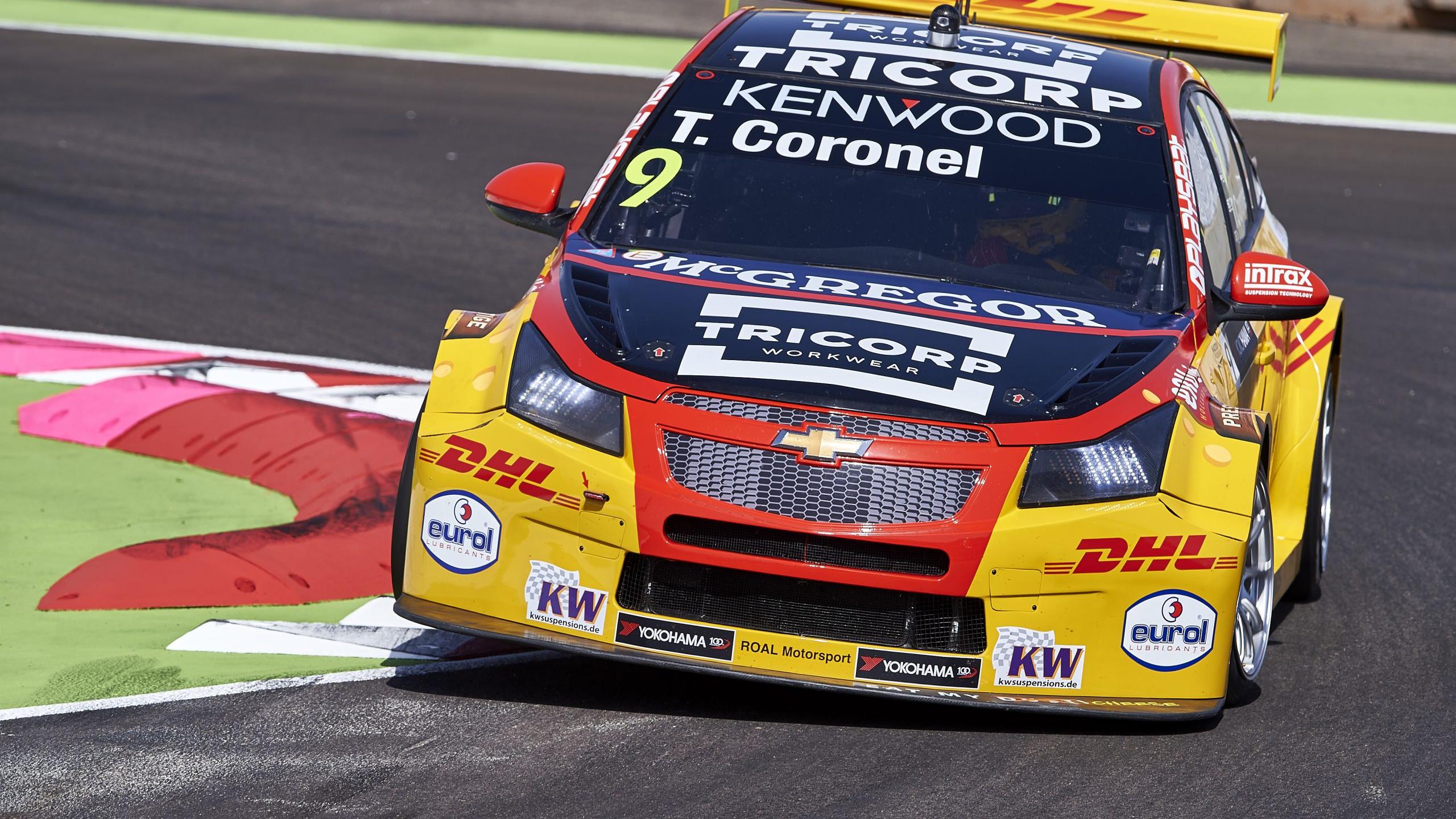 Chevrolet Cruze WTCC van Tom Coronel staat te koop - TopGear