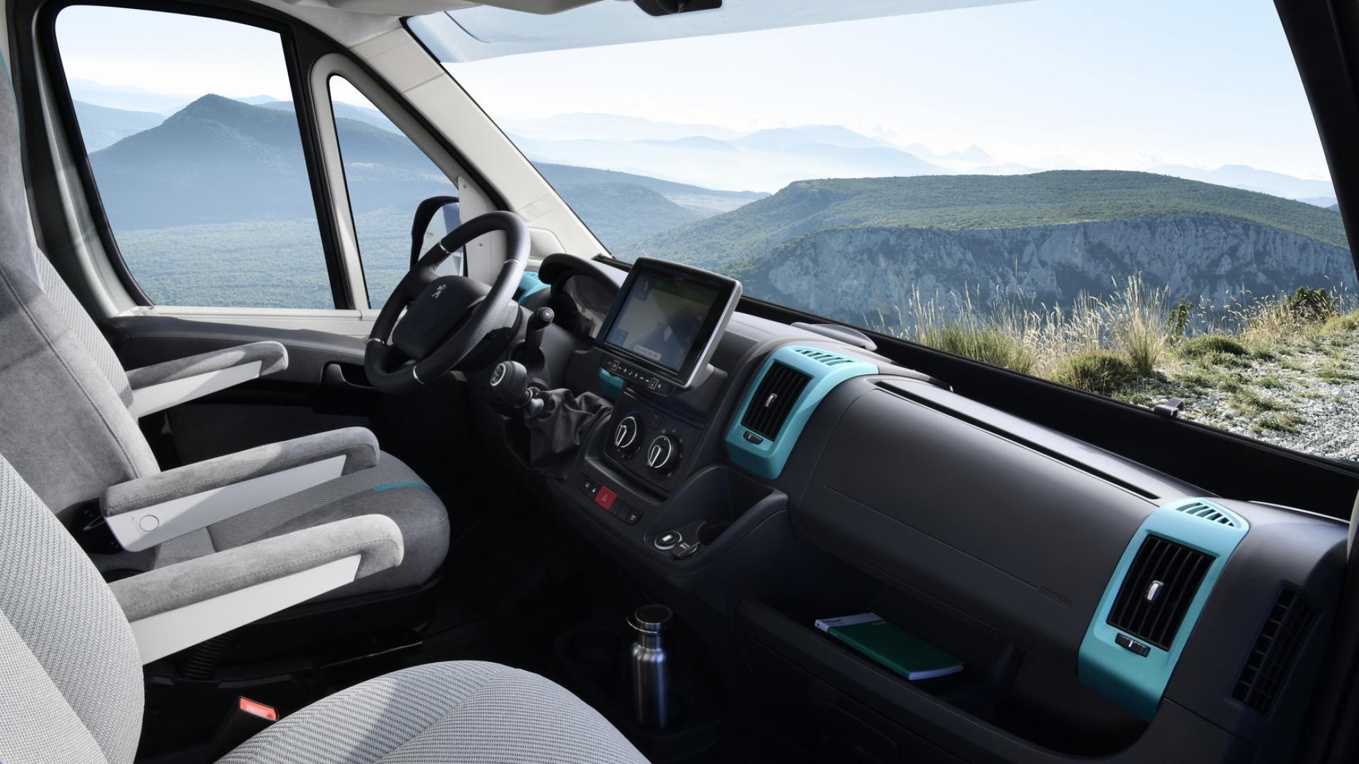 Peugeot Boxer 4x4: een off-road camper - TopGear