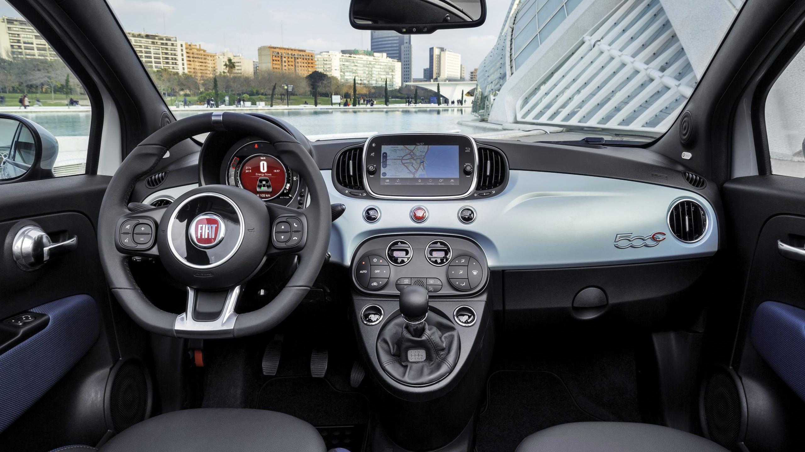 Fiat 500C Hybrid Launch Edition (2020) - test en specs - TopGear
