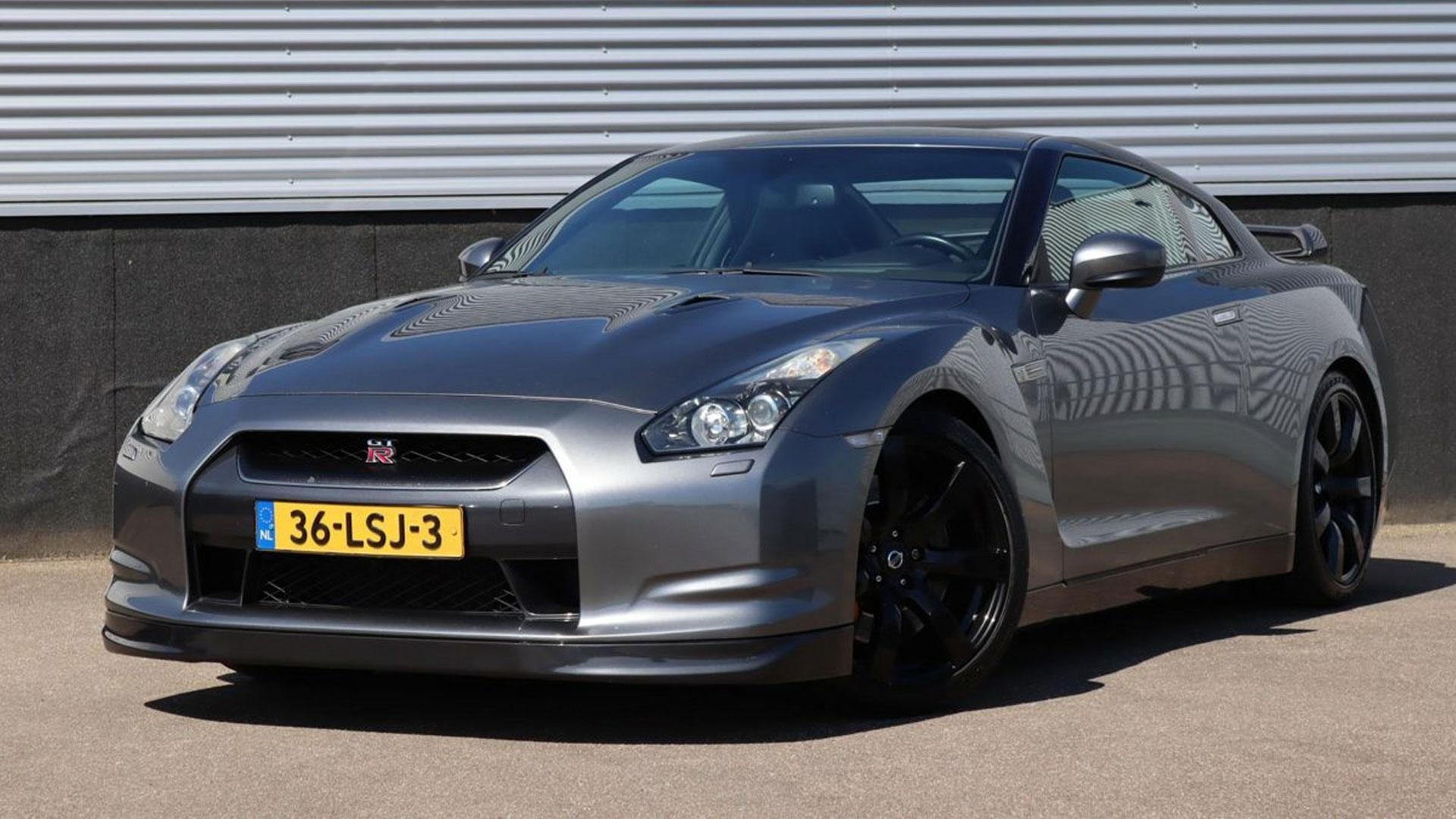 De goedkoopste Nissan GT-R van Nederland - TopGear Nederland