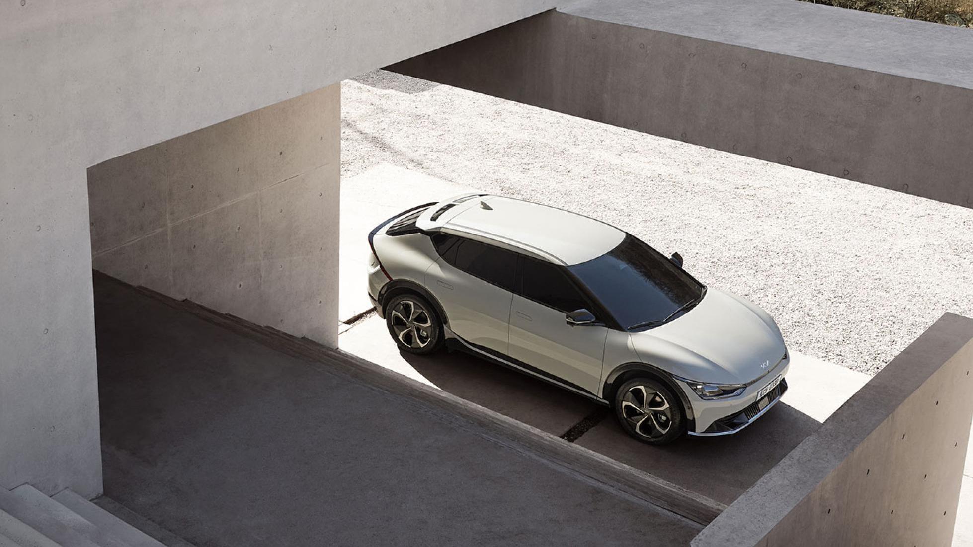 V2L: De elektrische auto (Kia EV6) gebruiken als stopcontact - TopGear