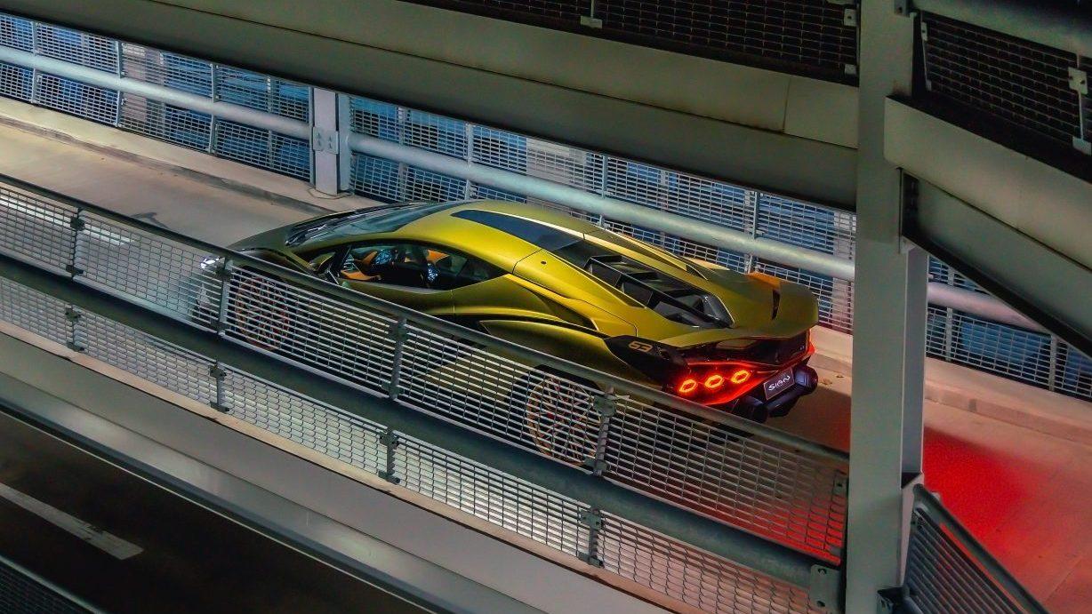 Lamborghini Sián (2021) test en specs - TopGear Nederland