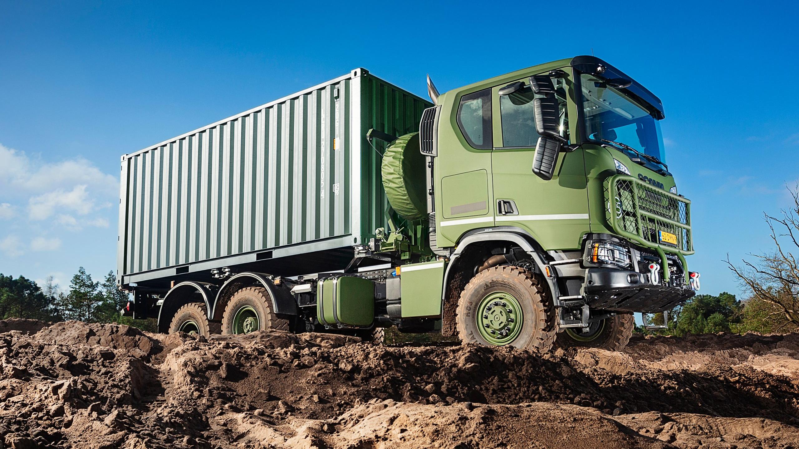 Nieuwe Scania Gryphus van leger past niet in garages - TopGear NL