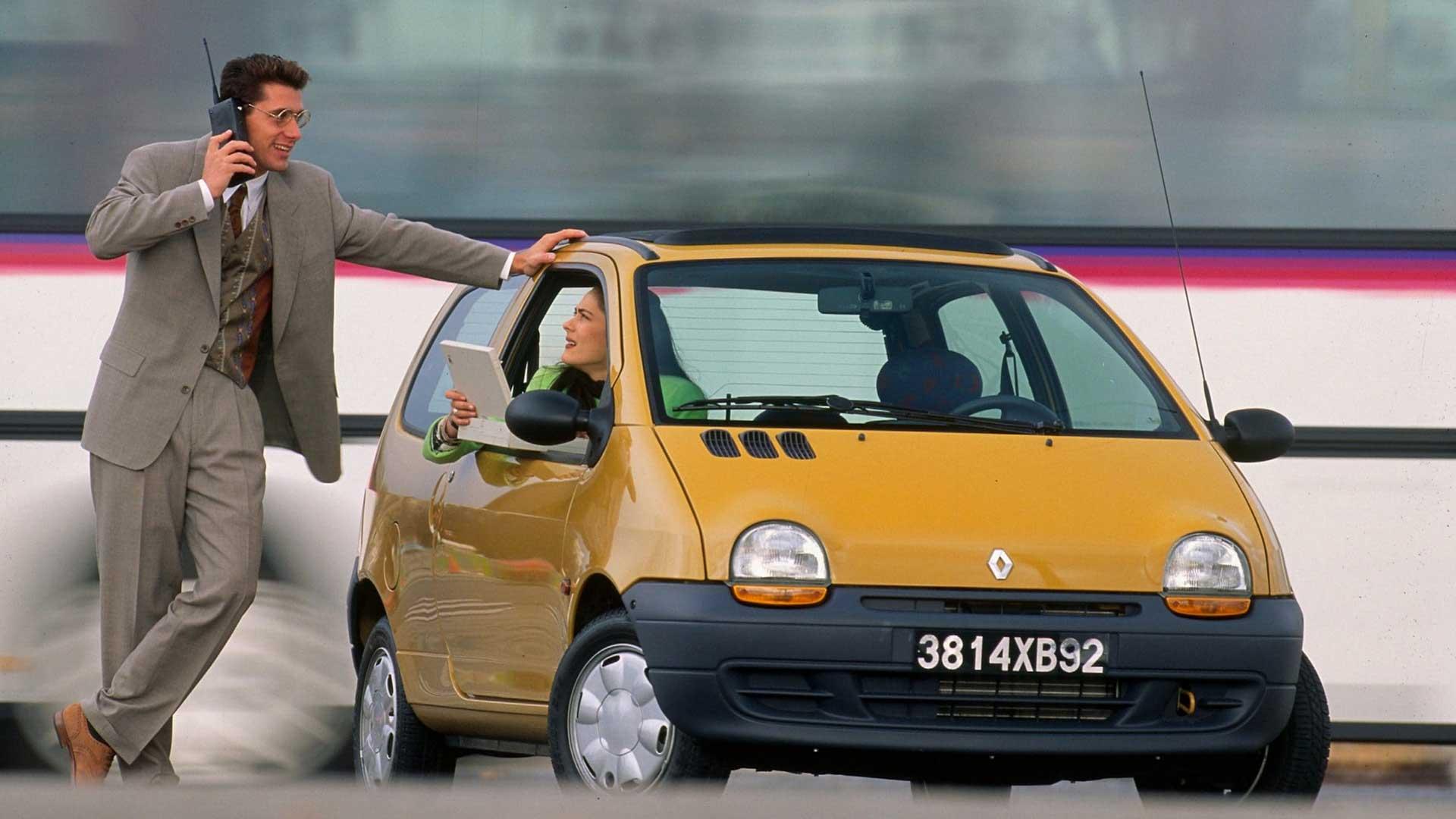 Oorsprong spellen 'Twingo' of 'gele auto' waarbij je elkaar moet slaan