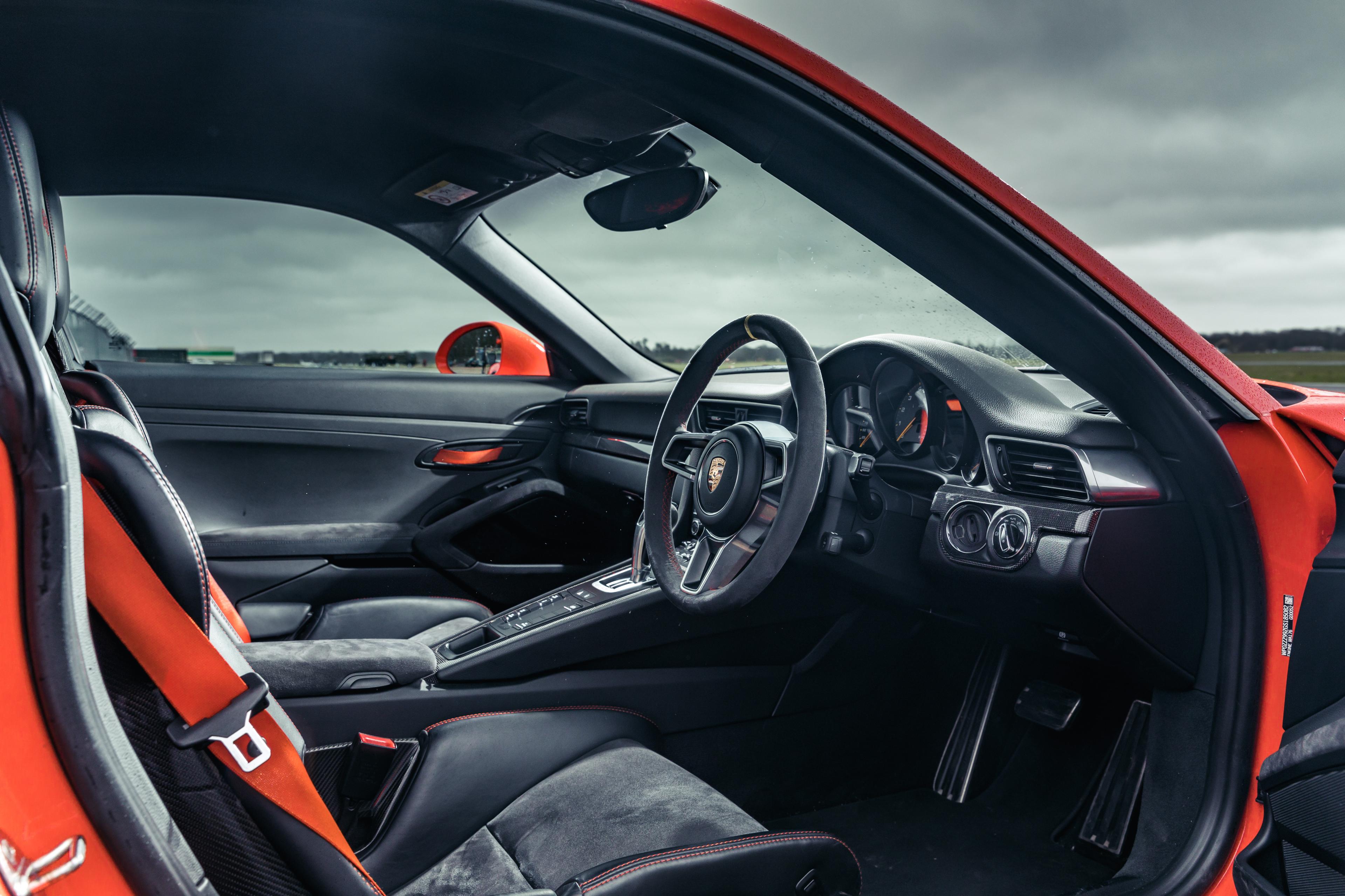 AMG GT R vs 911 GT3 RS vs M4 GTS - TopGear Nederland