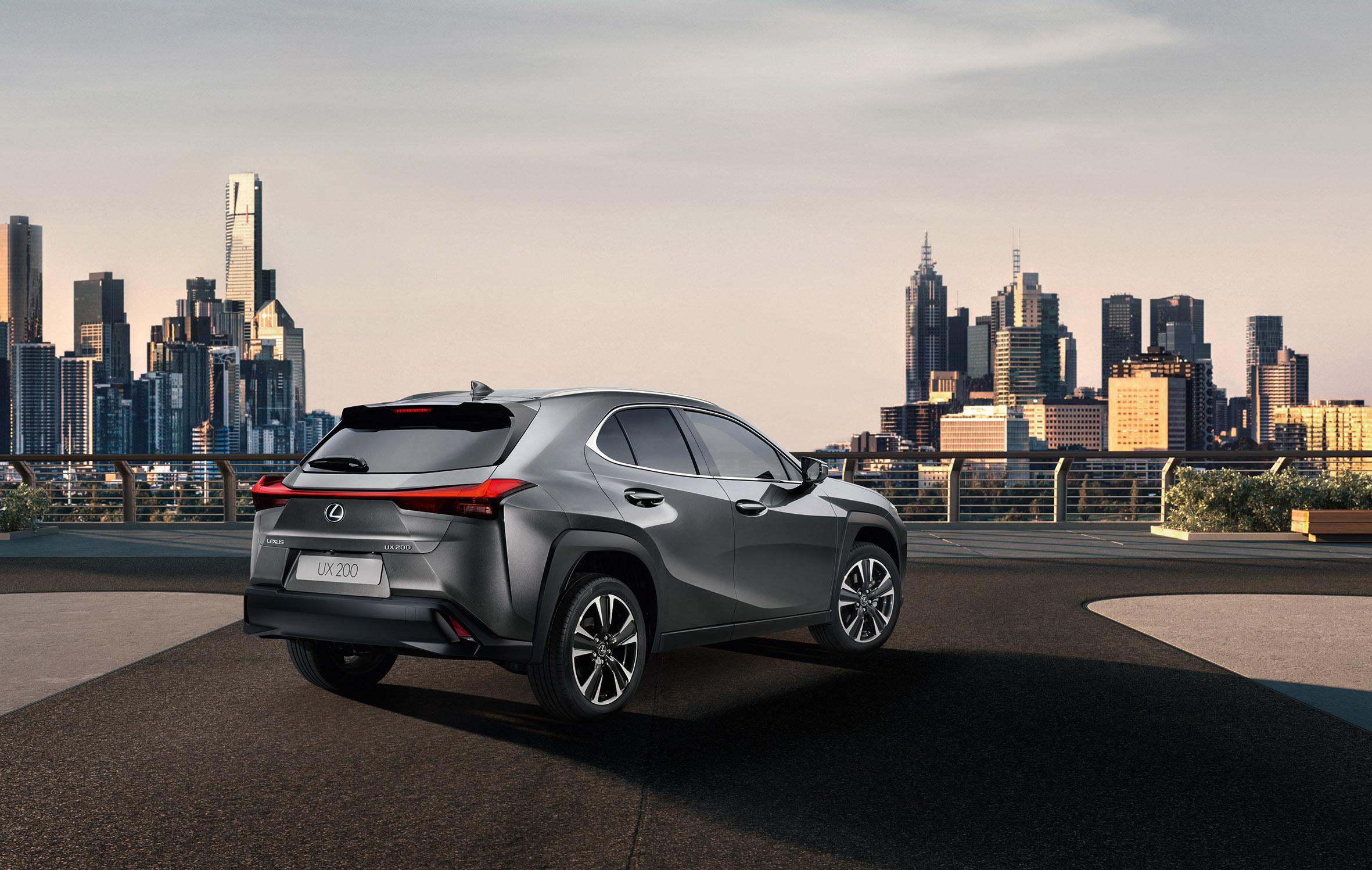 De Lexus UX 'is net een hatchback' - TopGear Nederland
