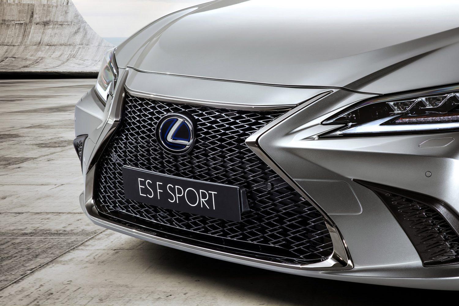 Lexus ES (2018) is niet meer analoog en komt naar Nederland - TopGear