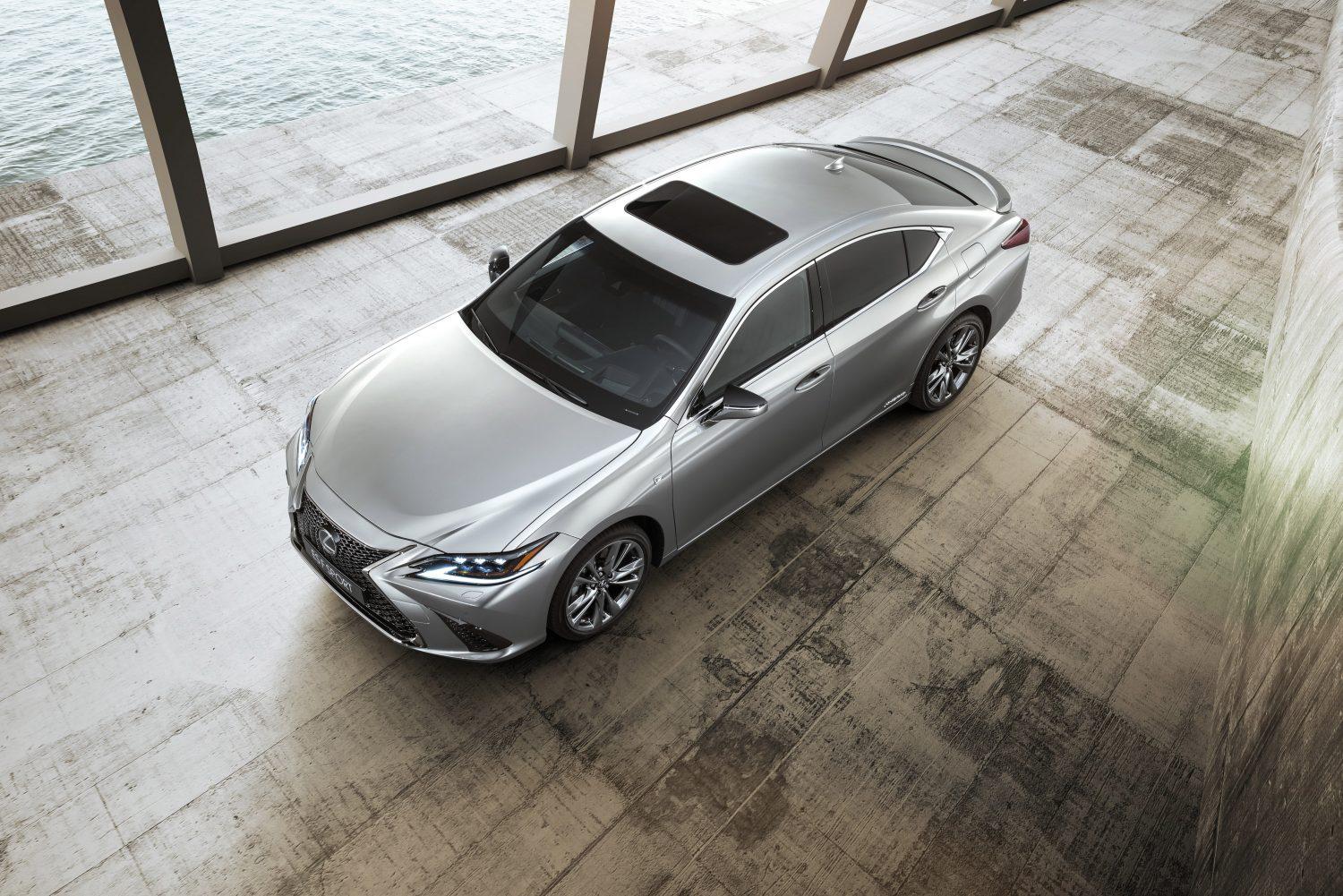 Lexus ES (2018) is niet meer analoog en komt naar Nederland - TopGear