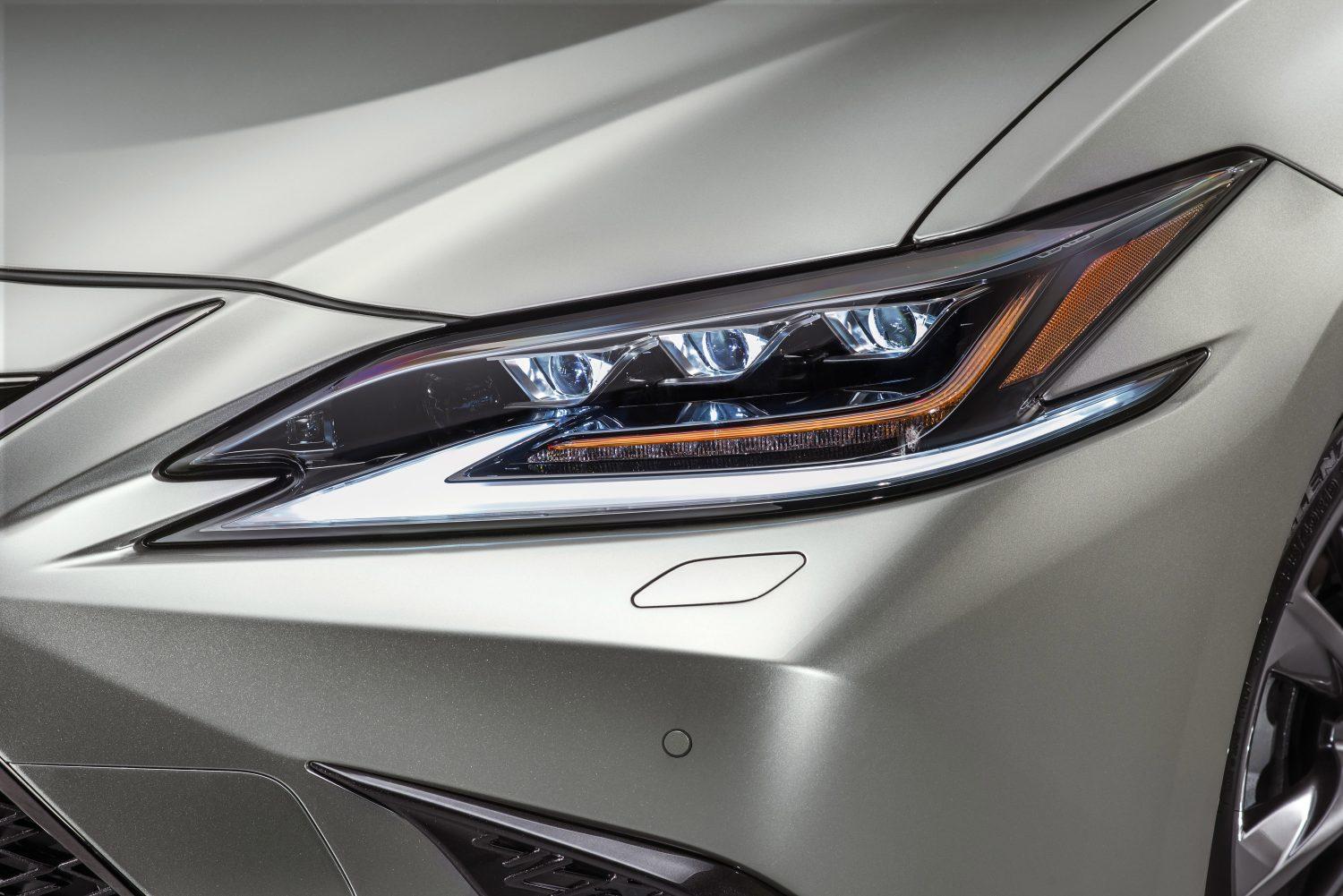 Lexus ES (2018) is niet meer analoog en komt naar Nederland - TopGear