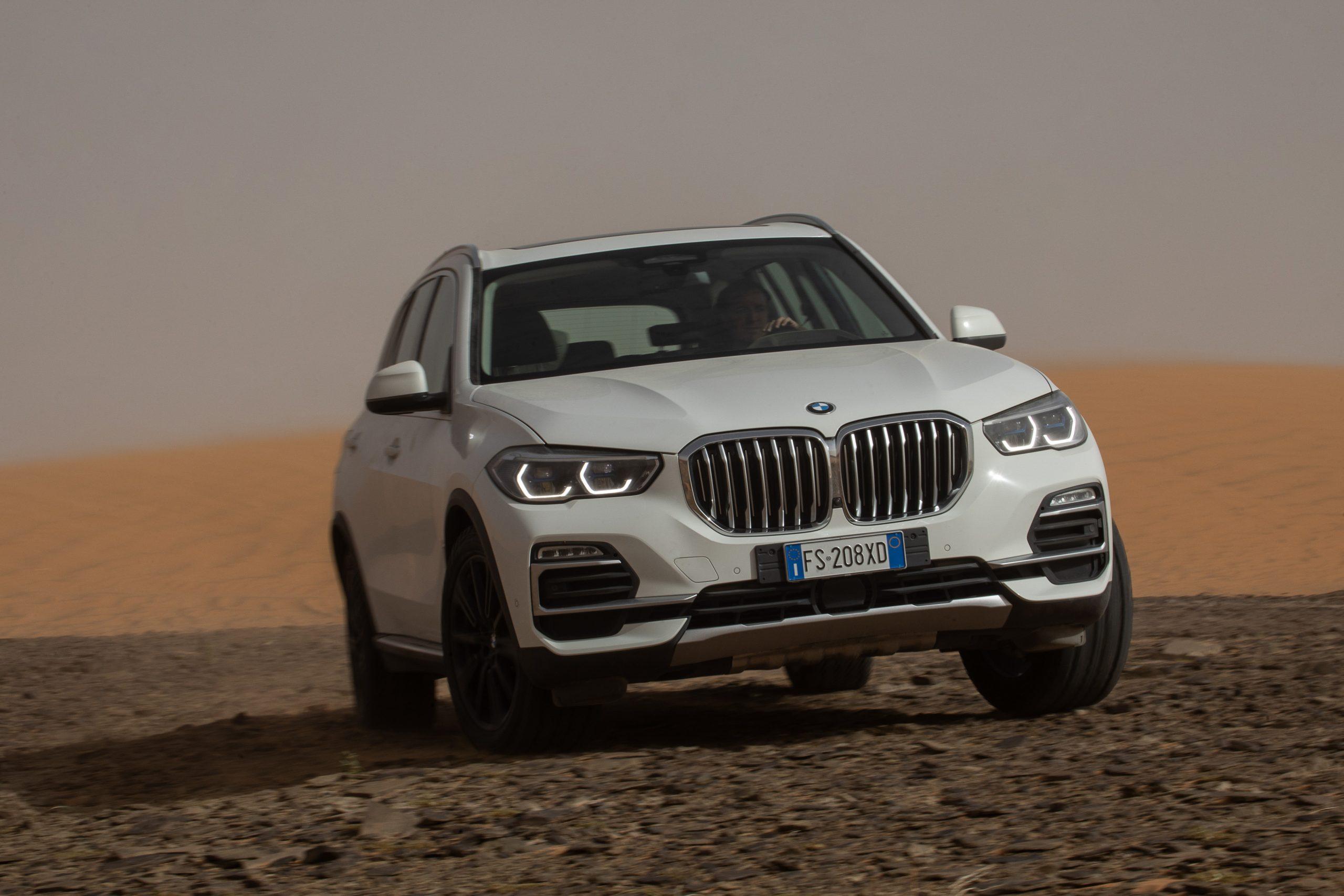 BMW bouwt Monza na in de Sahara - TopGear Nederland