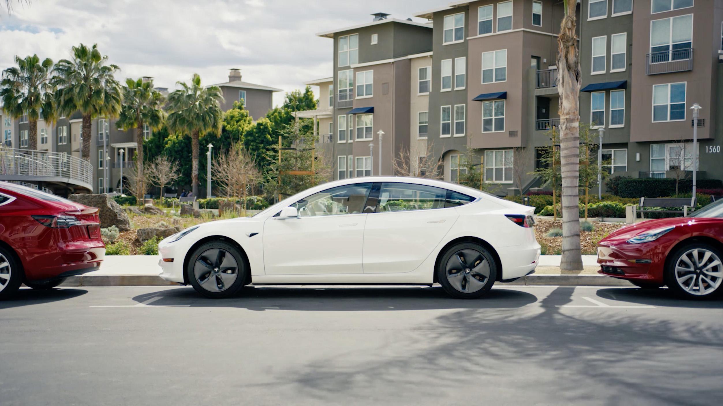 Tesla Model 3: de goedkope versie is hier - TopGear Nederland