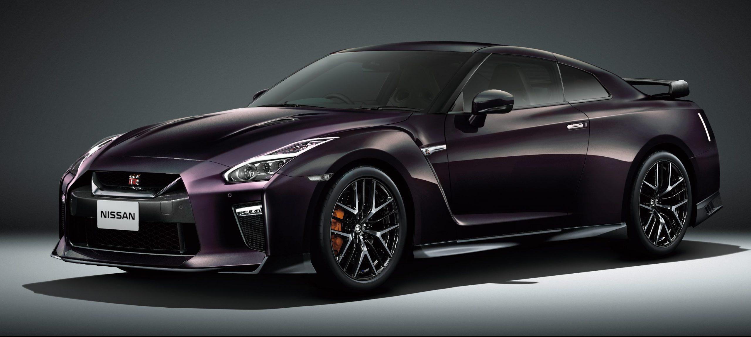Nissan GT-R in Midnight Opal is voor speciale gelegenheden - TopGear