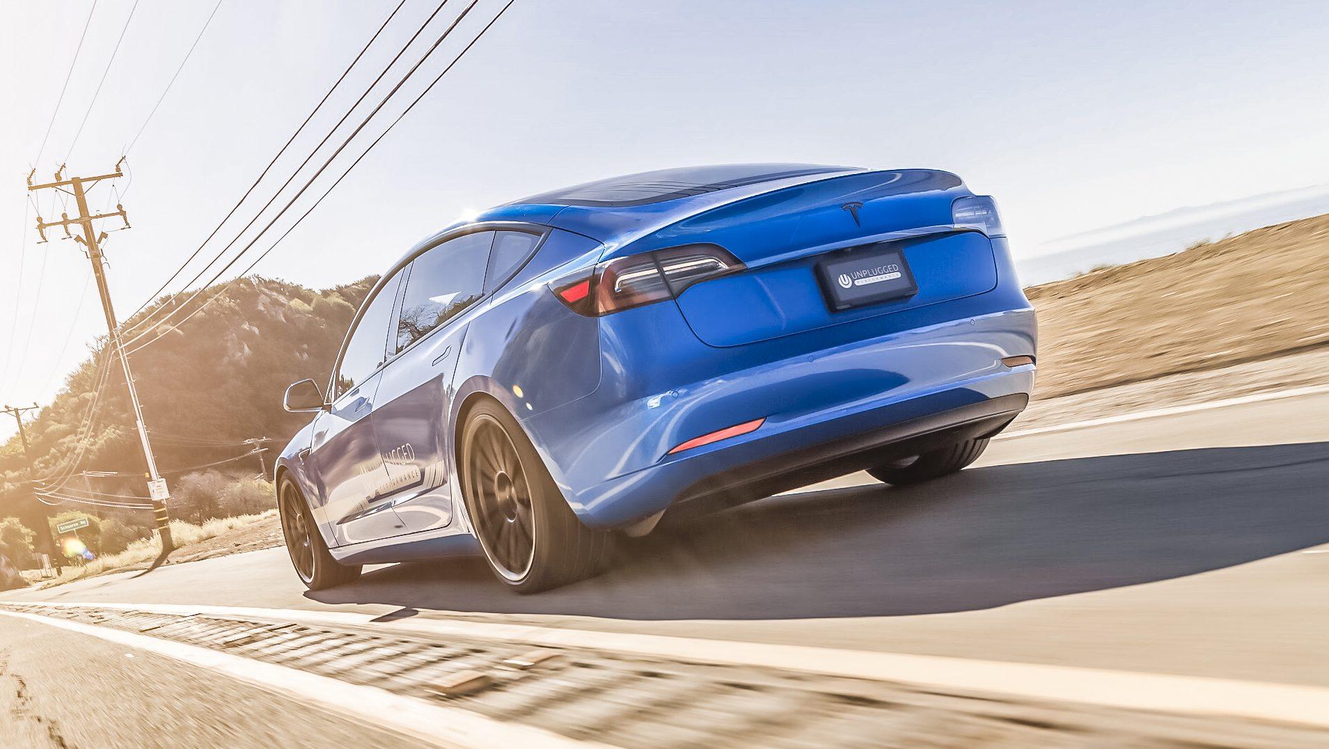 Tesla Model 3 Unplugged (2019) - test en specificaties - TopGear