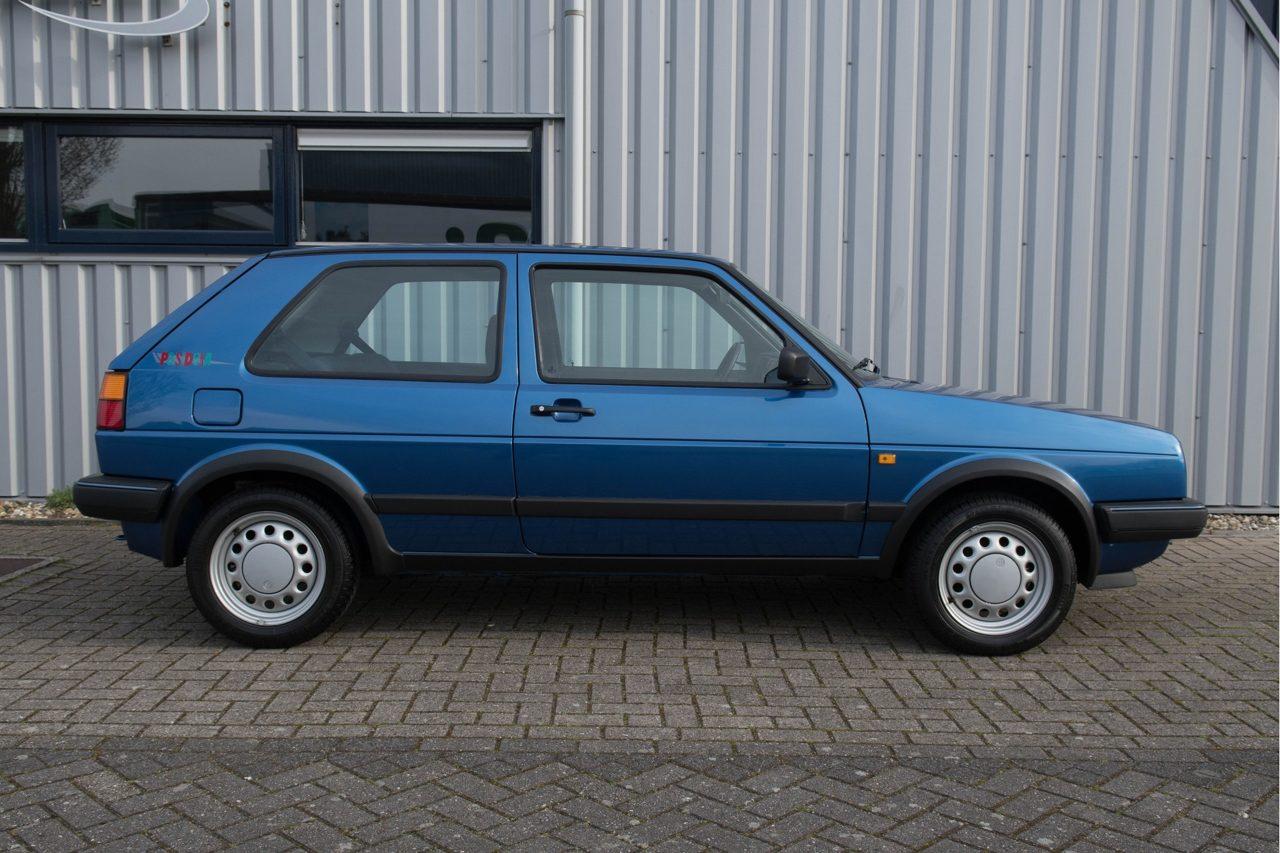 Gloednieuwe Volkswagen Golf 2 te koop - TopGear Nederland