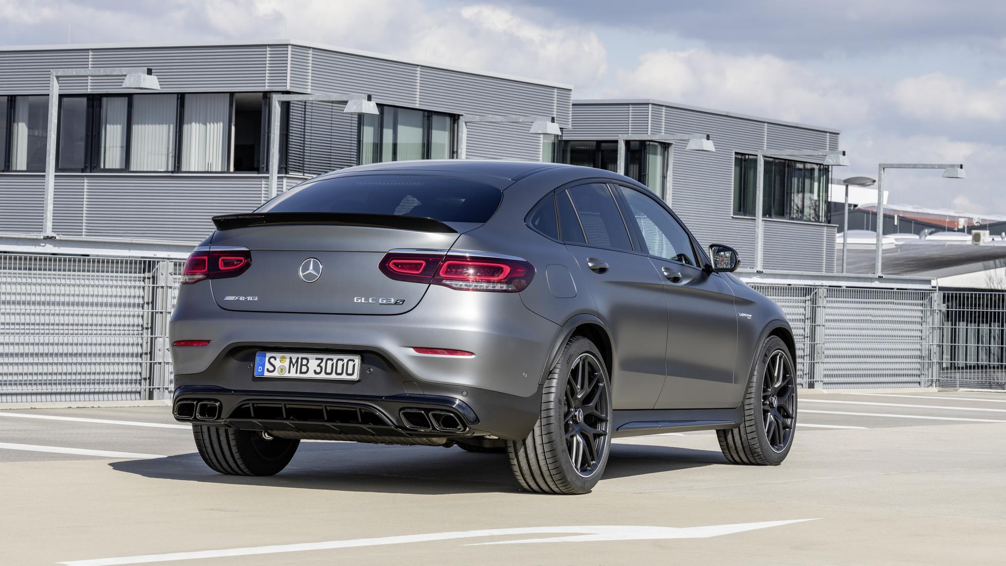 Mercedes-AMG GLC 63-facelift blijft lekker - TopGear