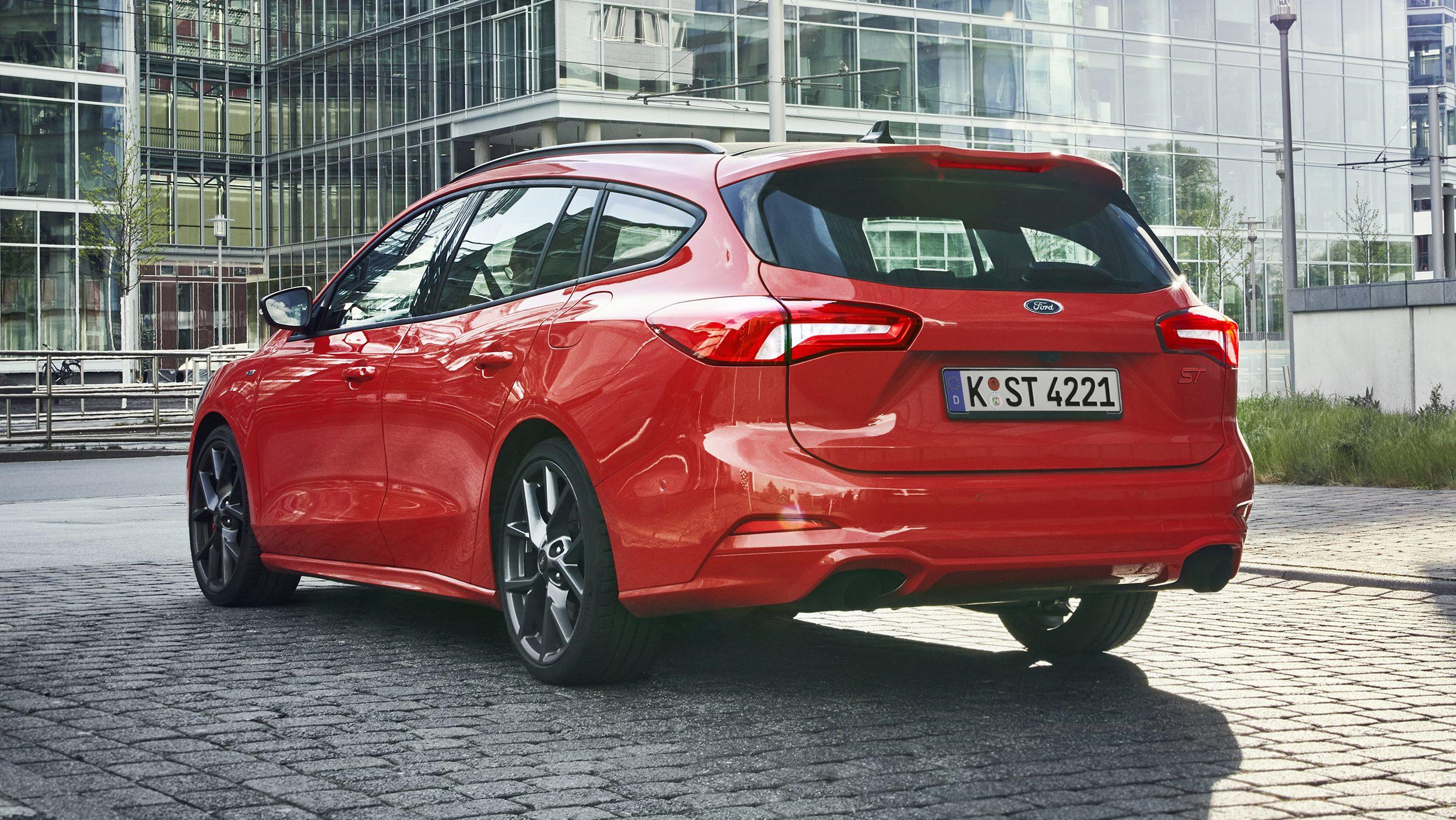 Ford Focus ST Wagon is je hete familiehatch - TopGear Nederland